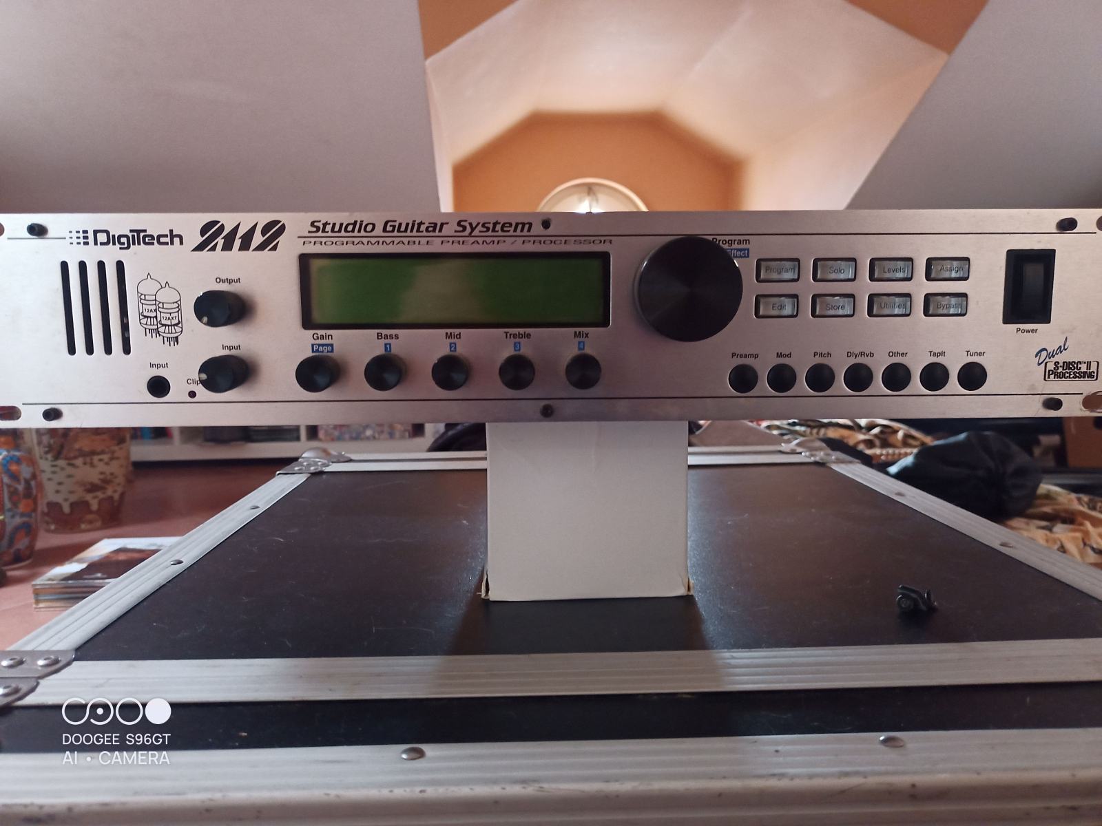 Digitech 2112 Studio Guitar System v okvari