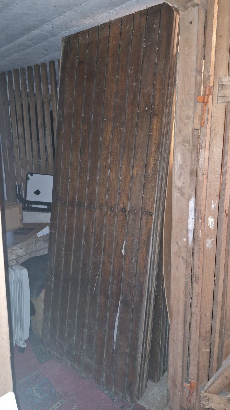 sestavljiv poden narejen iz ladijskega lesa mere 5 x 80x210