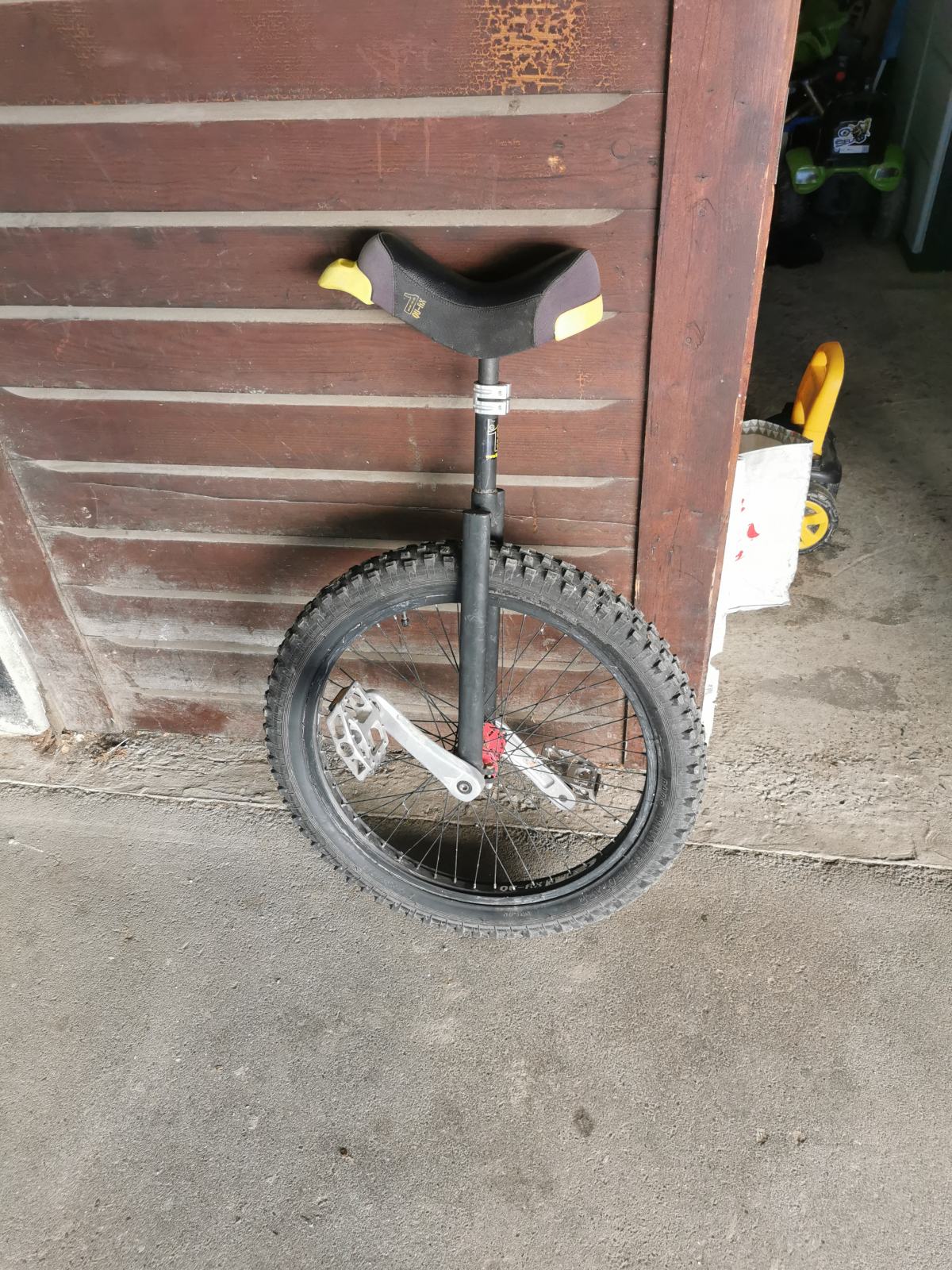 Monocikel UNICYCLE qu-ax 24 gorski