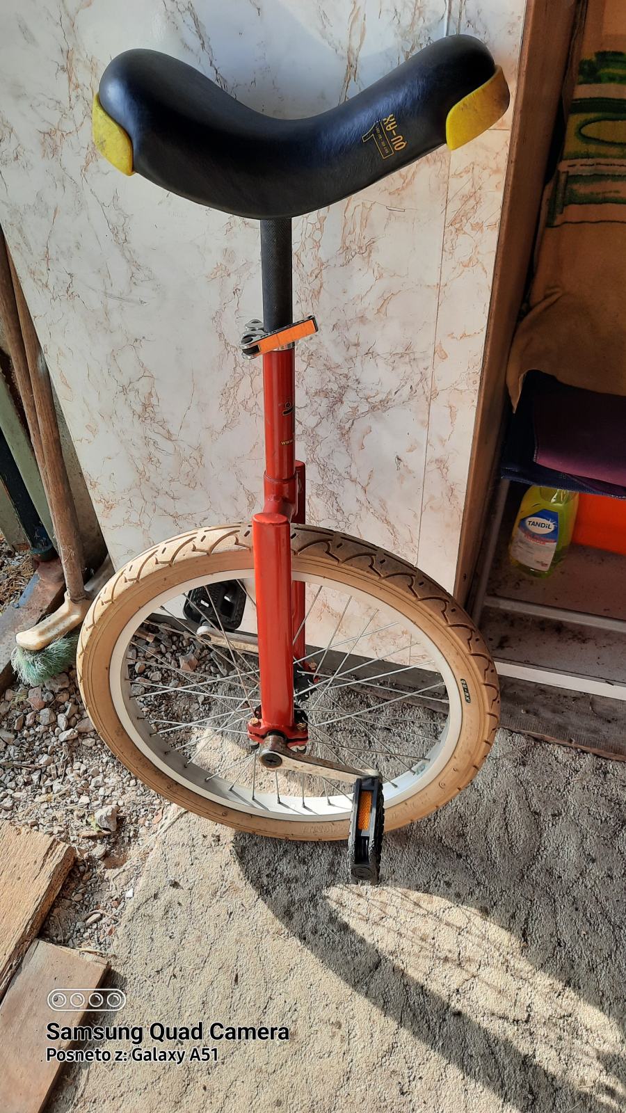 Prodam monokolo QU-AX PRO 20