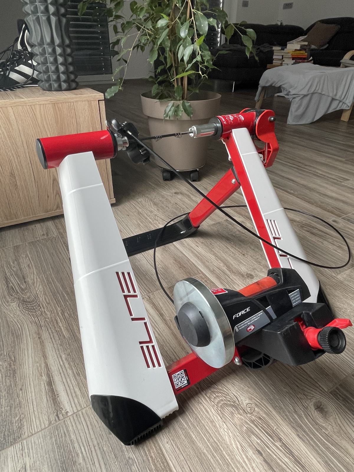 ELITE NOVO FORCE VALJ