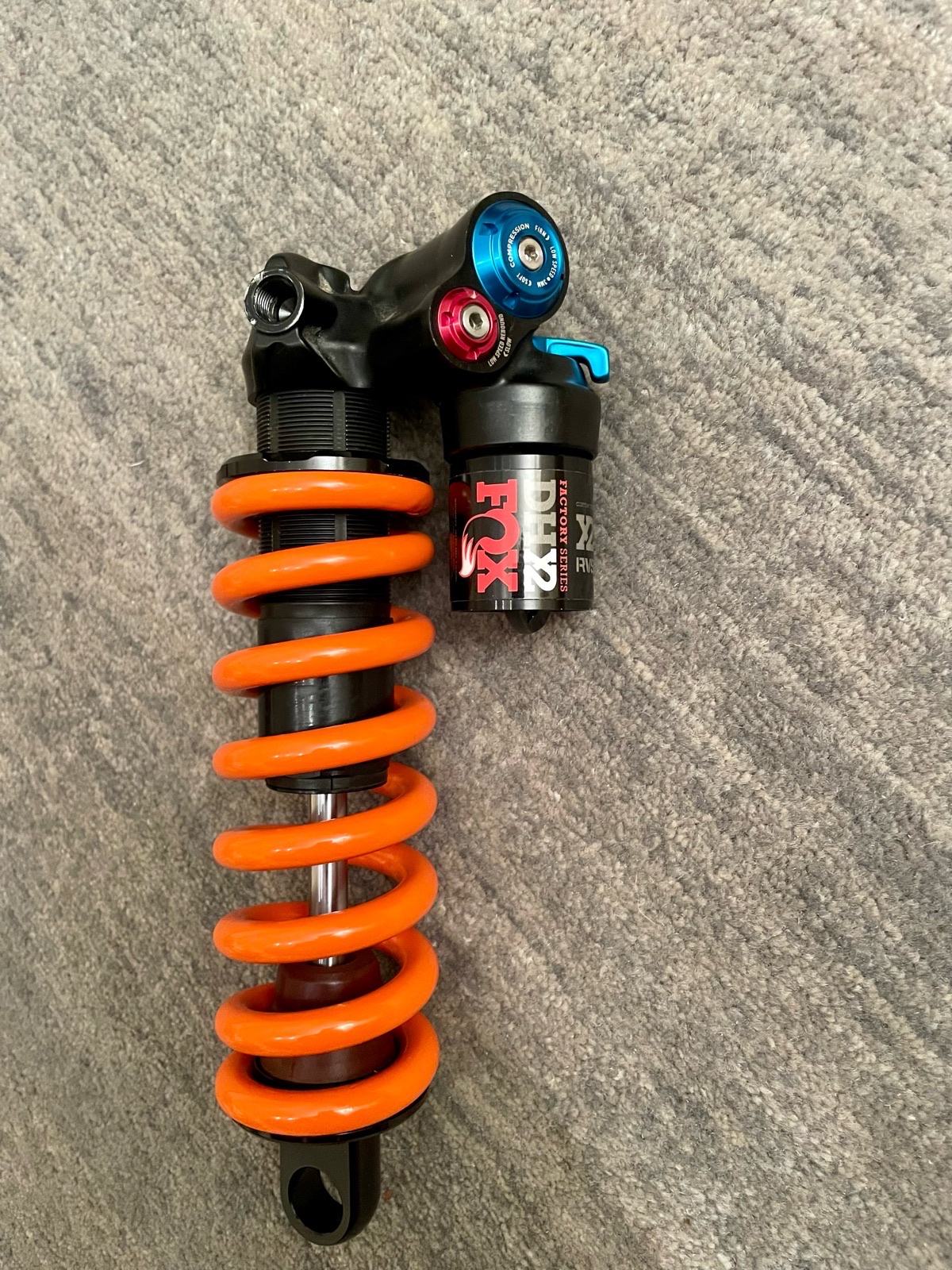 Fox Trunnion coil 205x65
