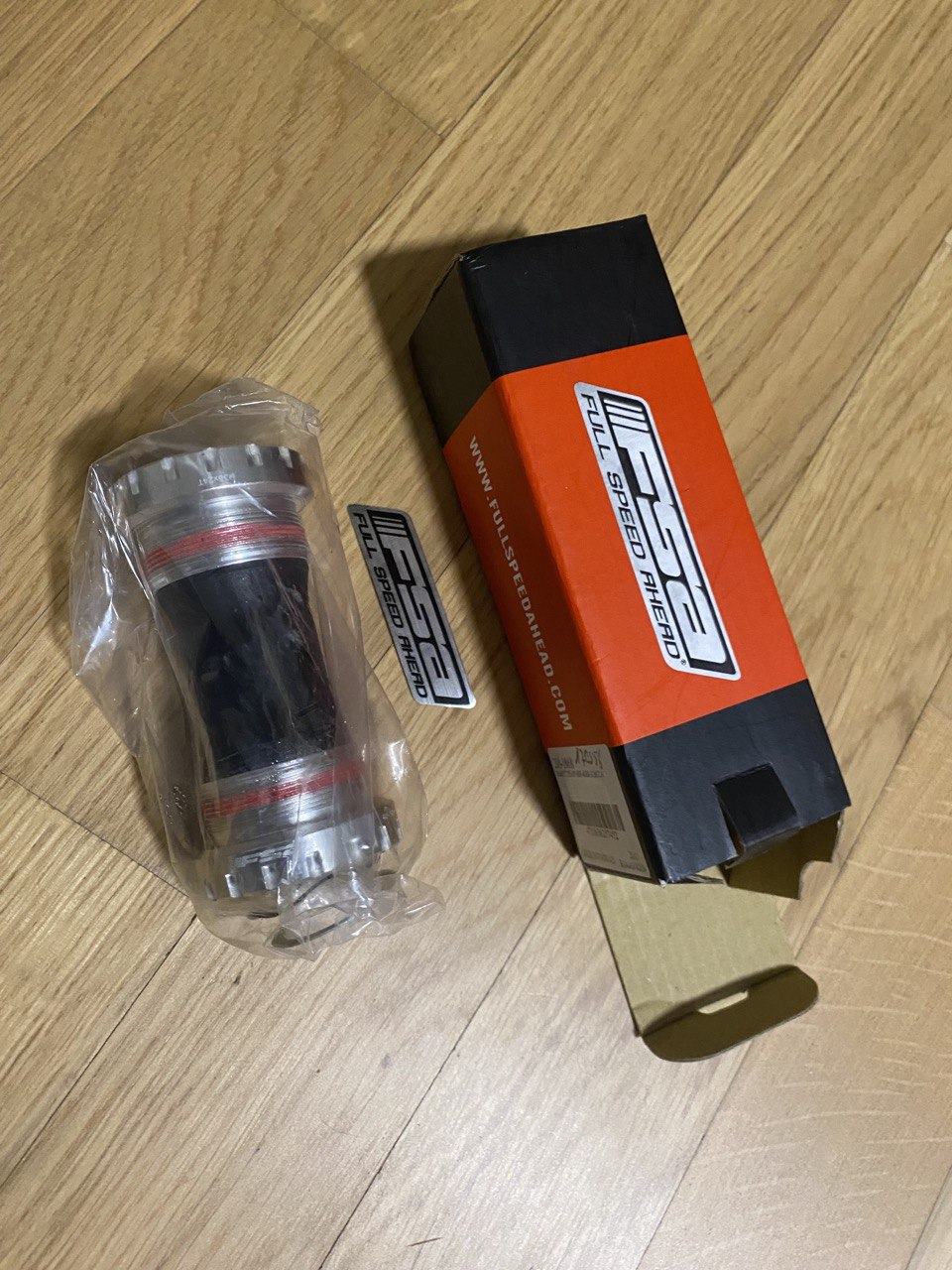 FSA Bottom Bracket Cups 24BB-6000-M36ITA