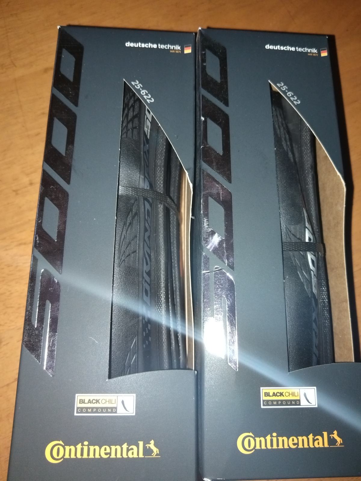 NOVE KOLESARSKE GUME CONTINENTAL GP 5000 25-622