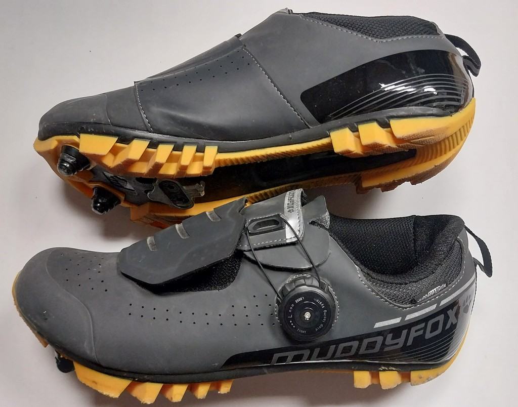 Kolesarski čevlji Muddyfox MTB300