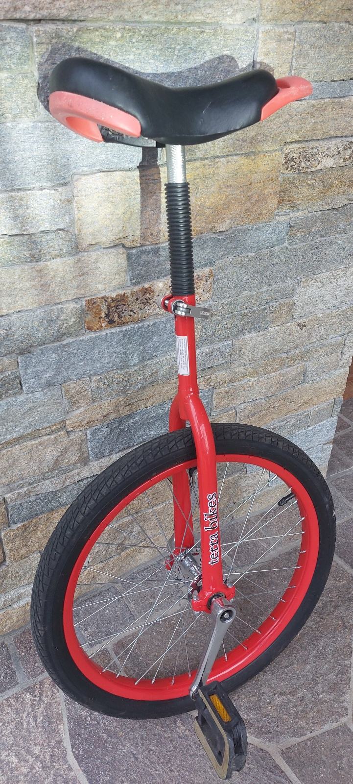 MONOCIKEL