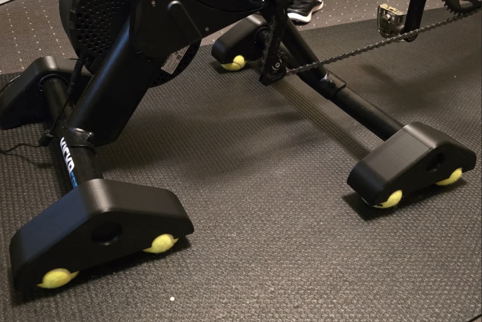 Nihajne noge Kickr Core rocker feet