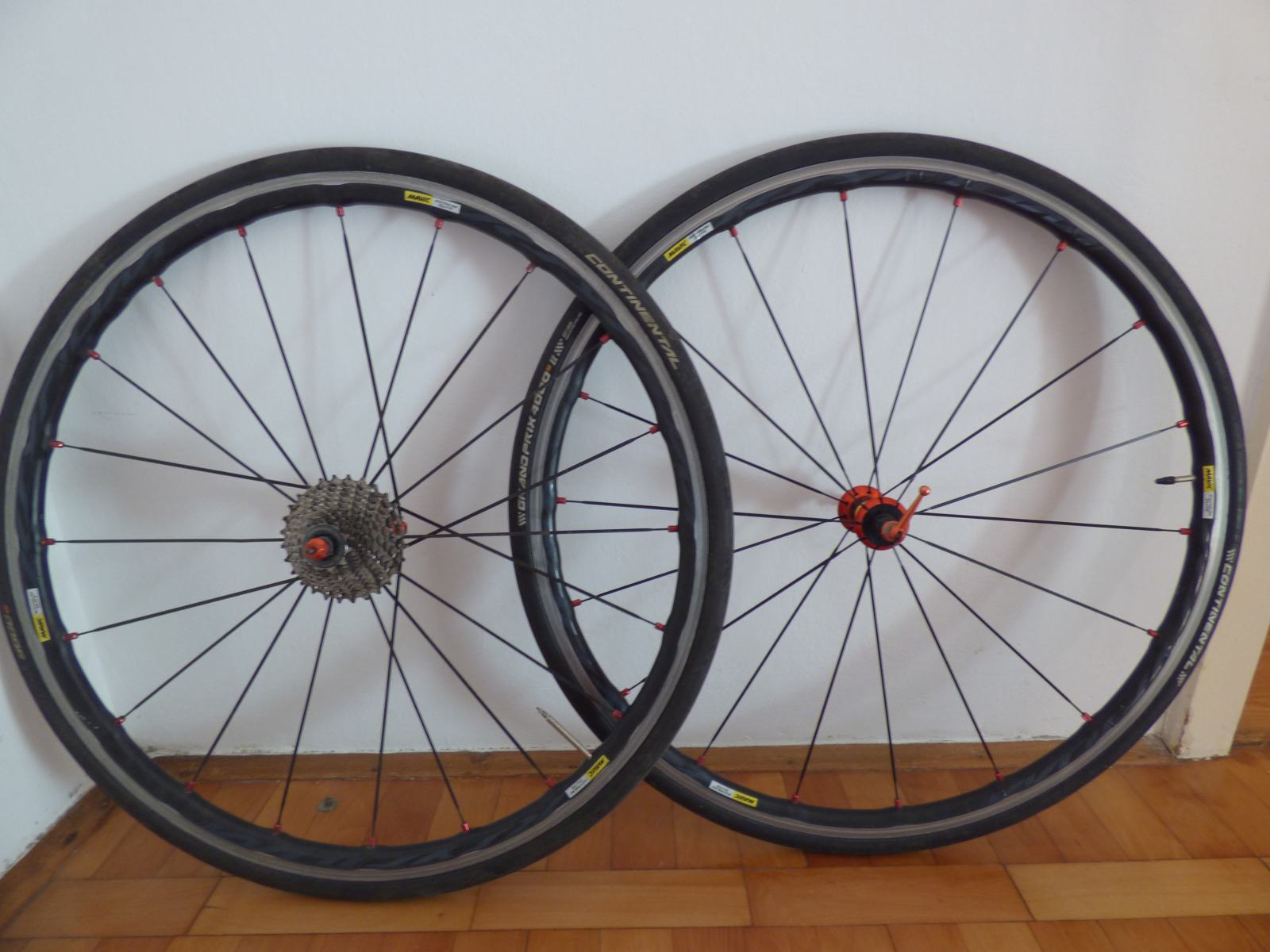 Obroči MAVIC KSYRIUM ELITE z gumami CONTINENTAL 5000