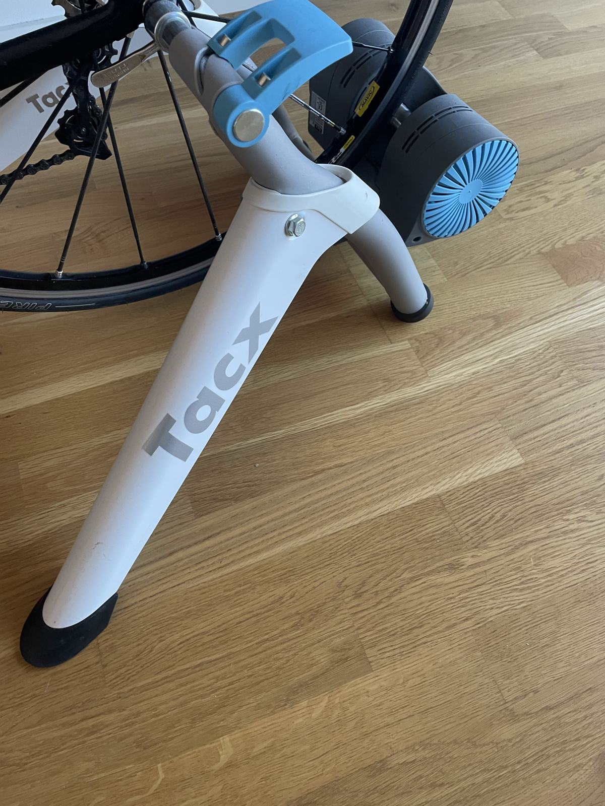 Trenažer Tacx Vortex Smart