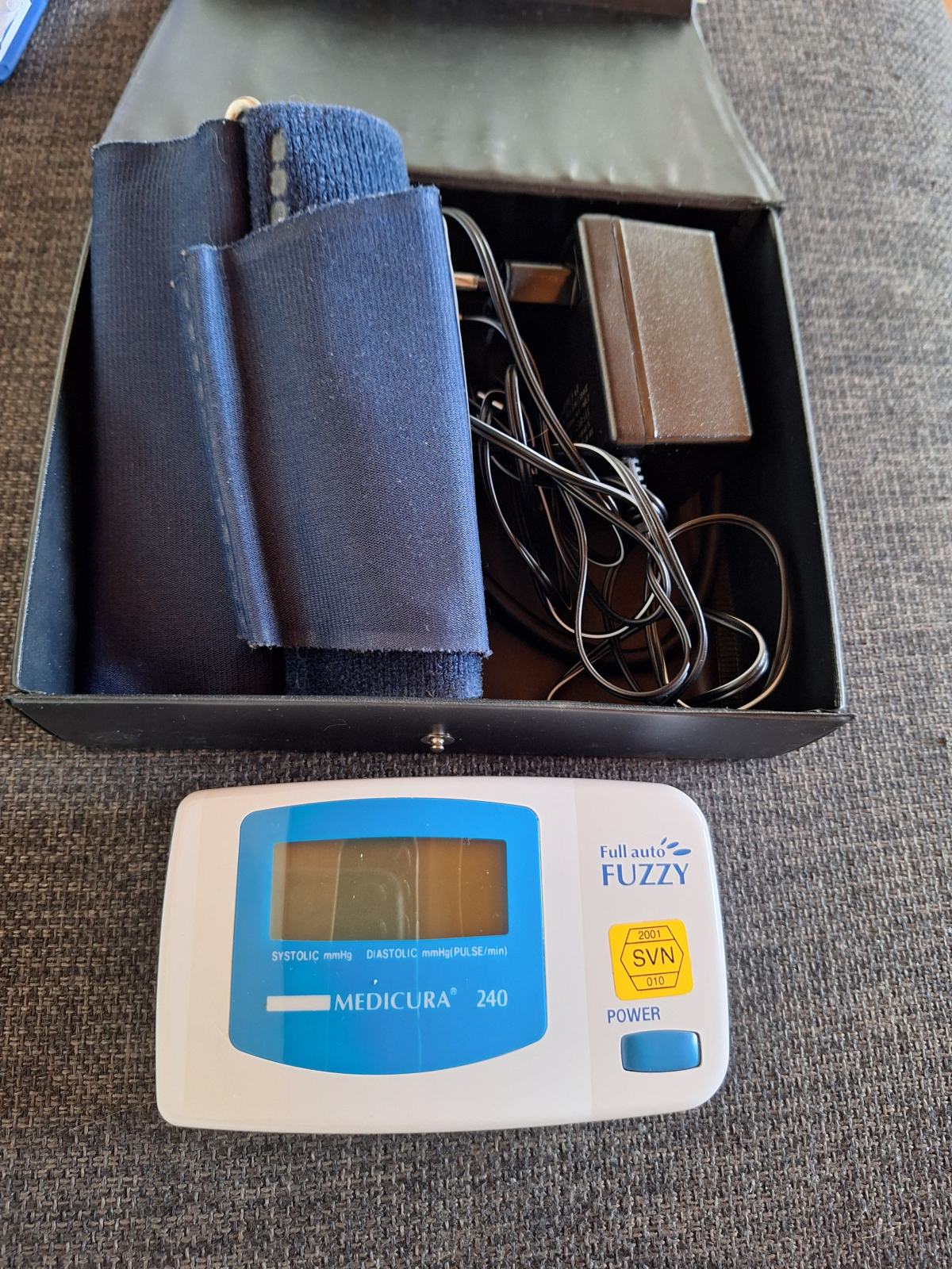SINKOPA elektronski merilec krvnega tlaka