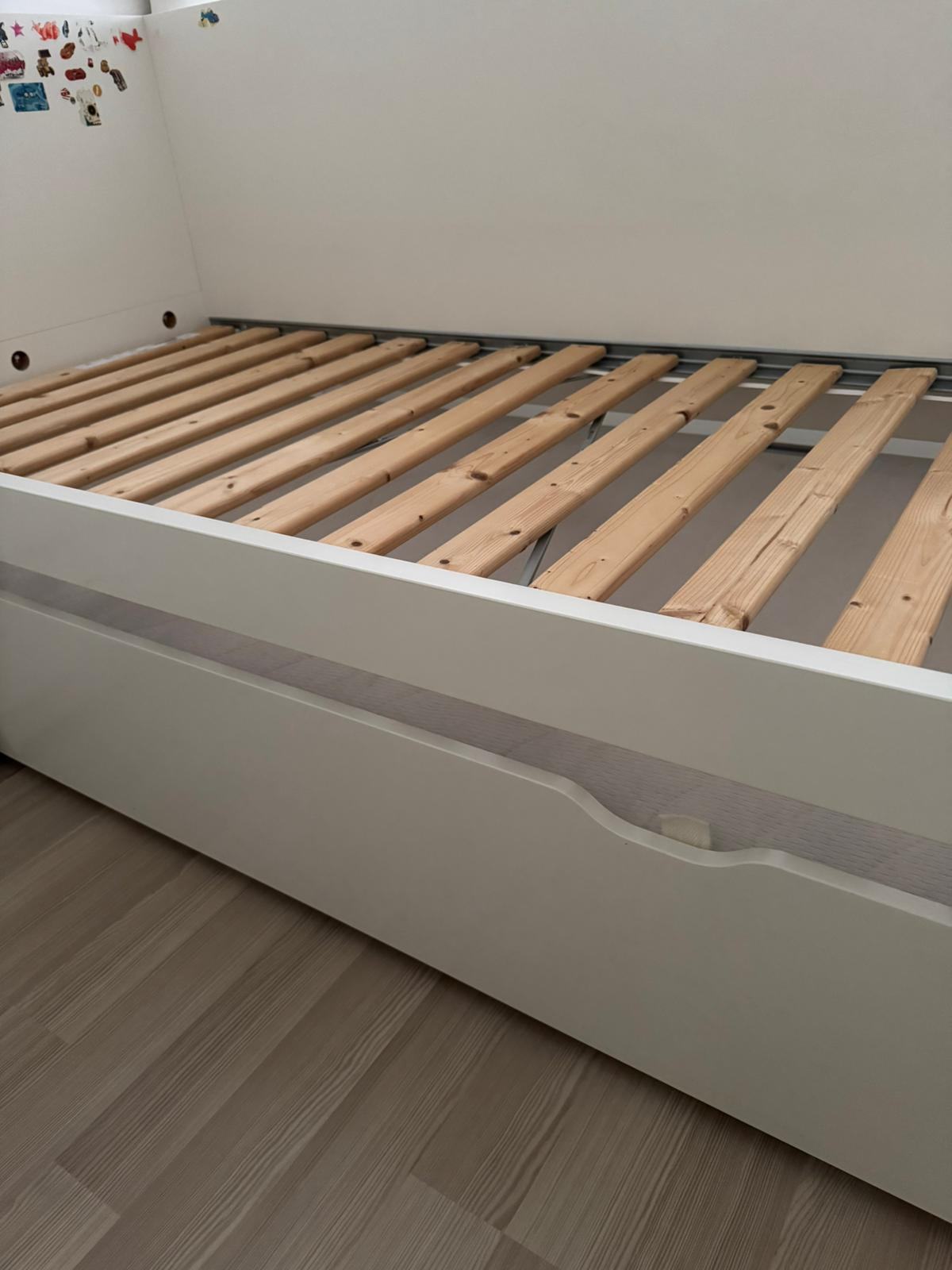 Izvlečna postelja ikea