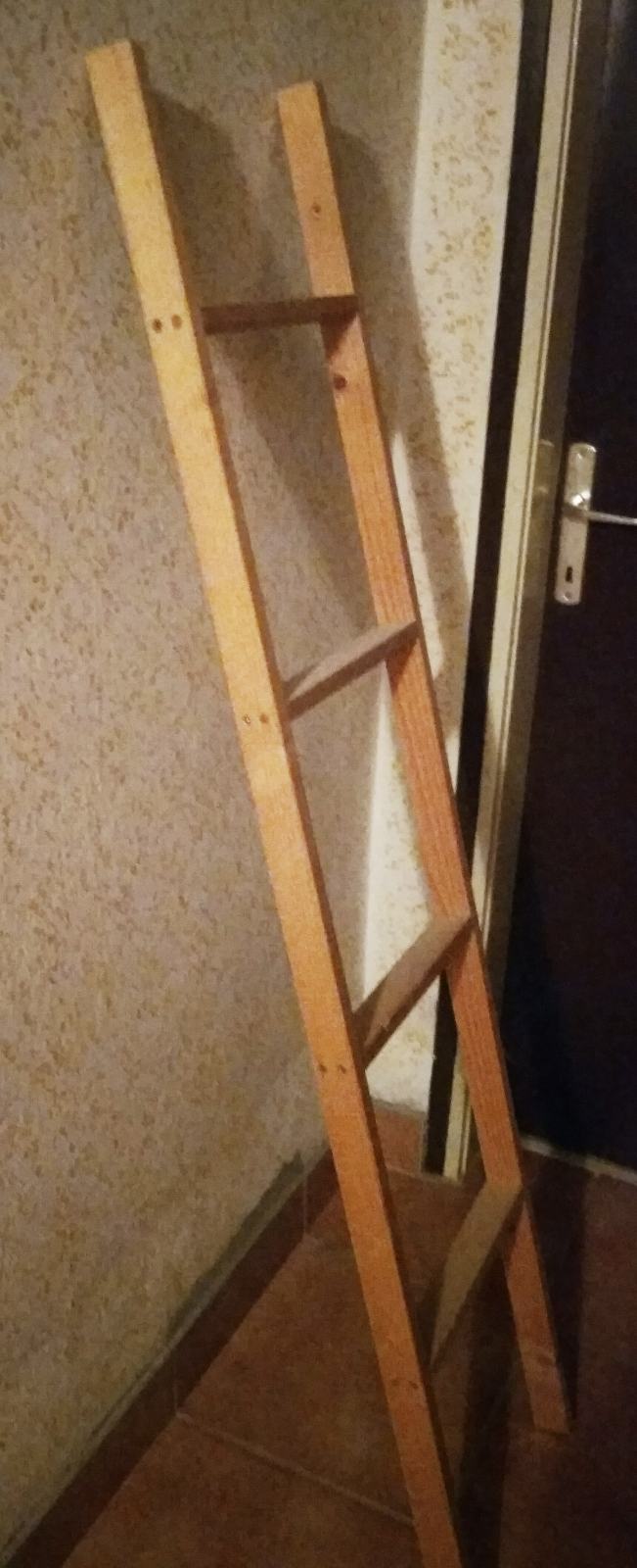 Leseno lestev prodam