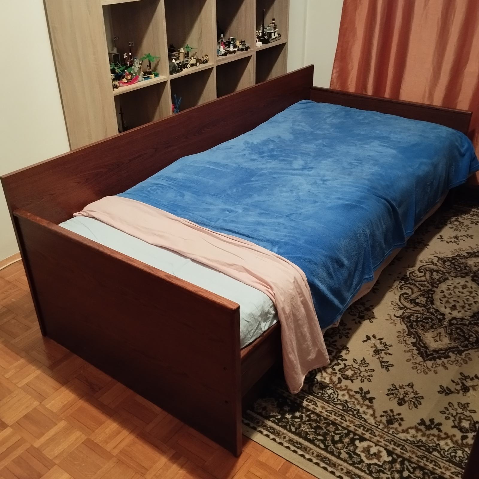 Enojna postelja Alples 200x90