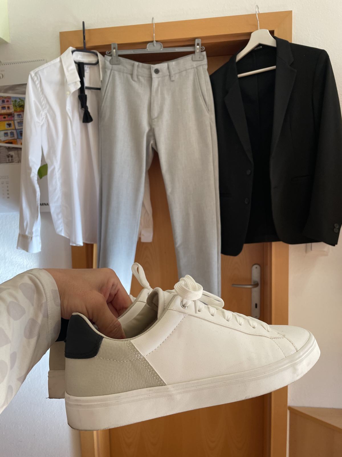 Oblacila za birmo/valeto/maturanca ugodno prodam