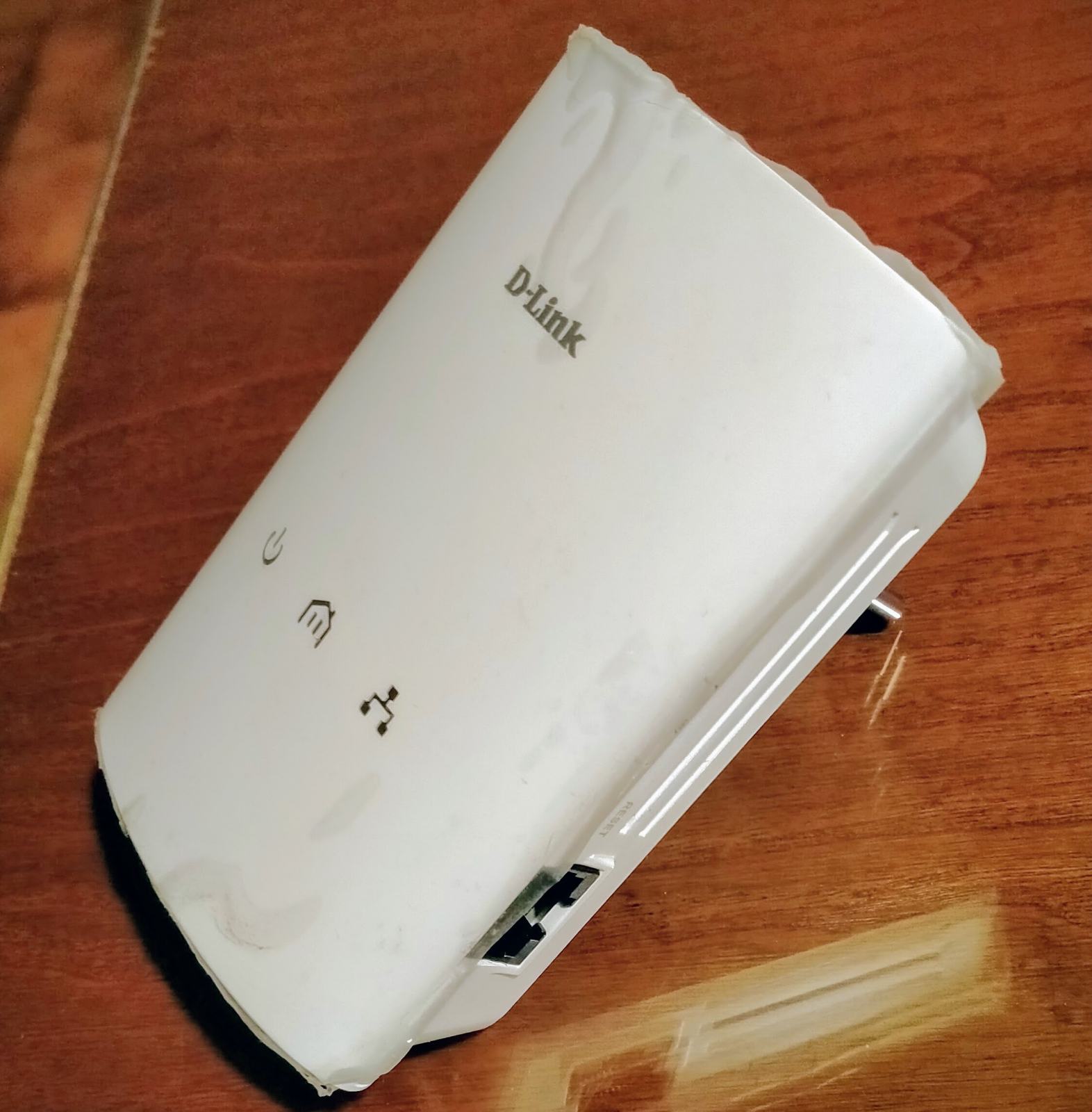 D-Link PowerLine AV Network Adapter DHP-306AV (za omrežje 220V)