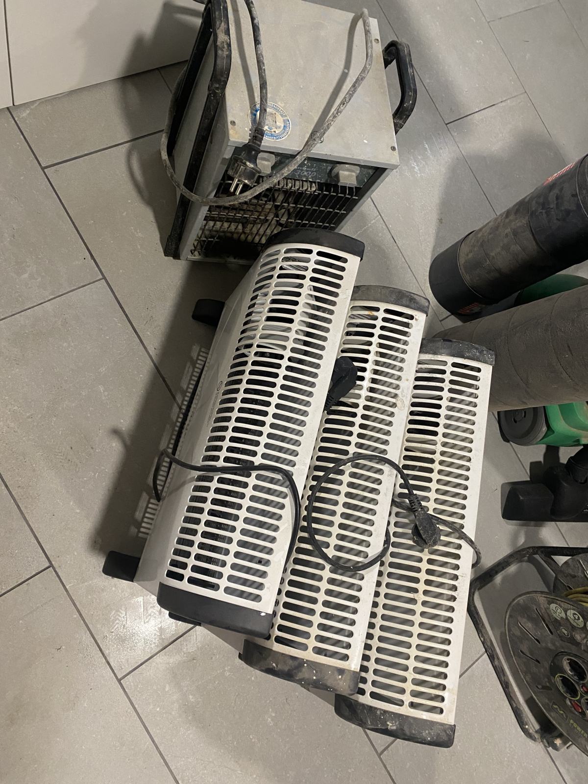 Grelniki za gradbisce 4 komadi