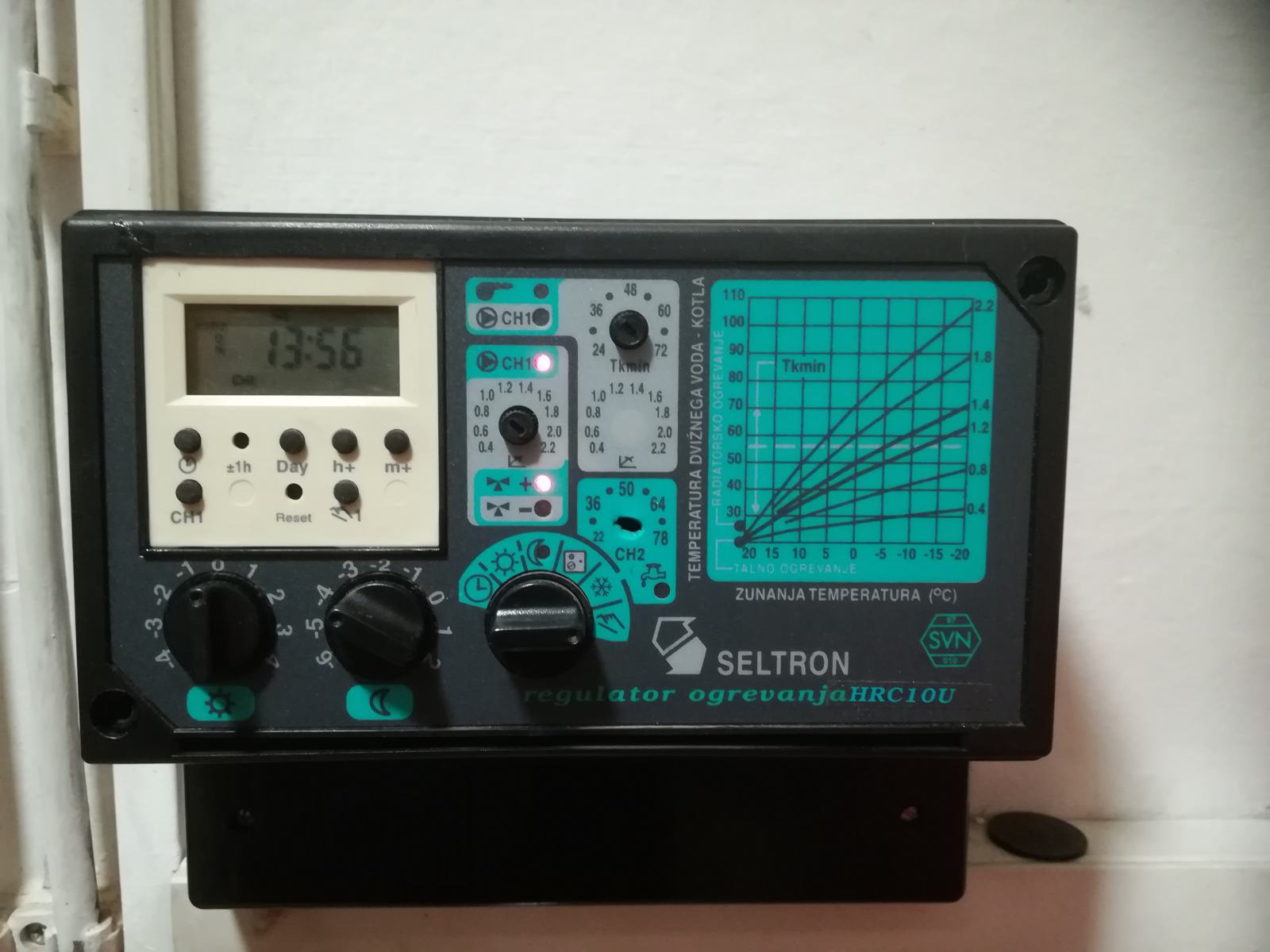 SELTRON REGULATOR OGREVANJA HRC 10U