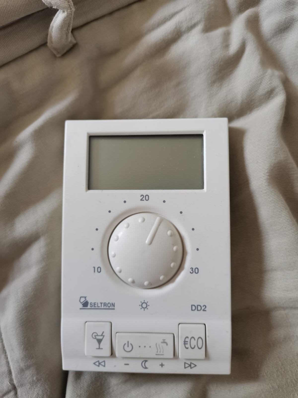 Sobni termostat Seltron DD2