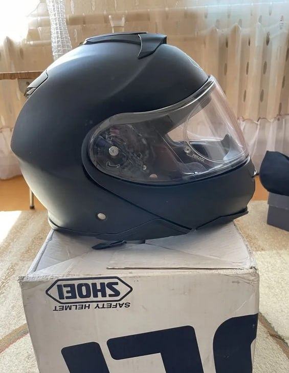Motoristična čelada SHOEI NEOTEC II Matt Black