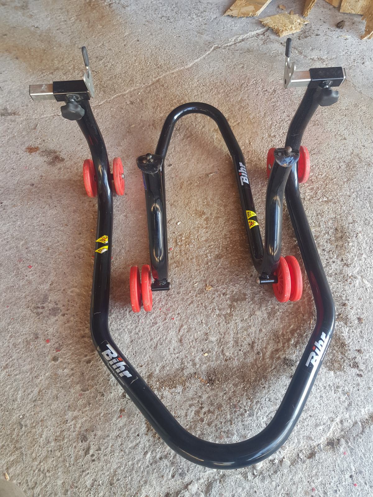 Stojalo za motor