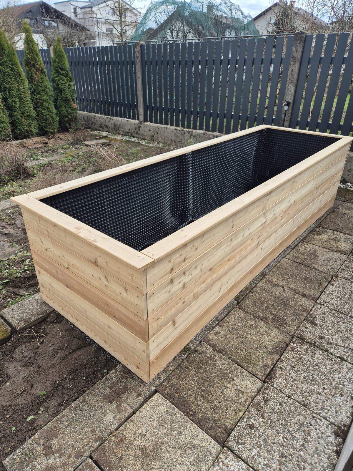 VISOKE GREDE - SIBIRSKI MACESEN