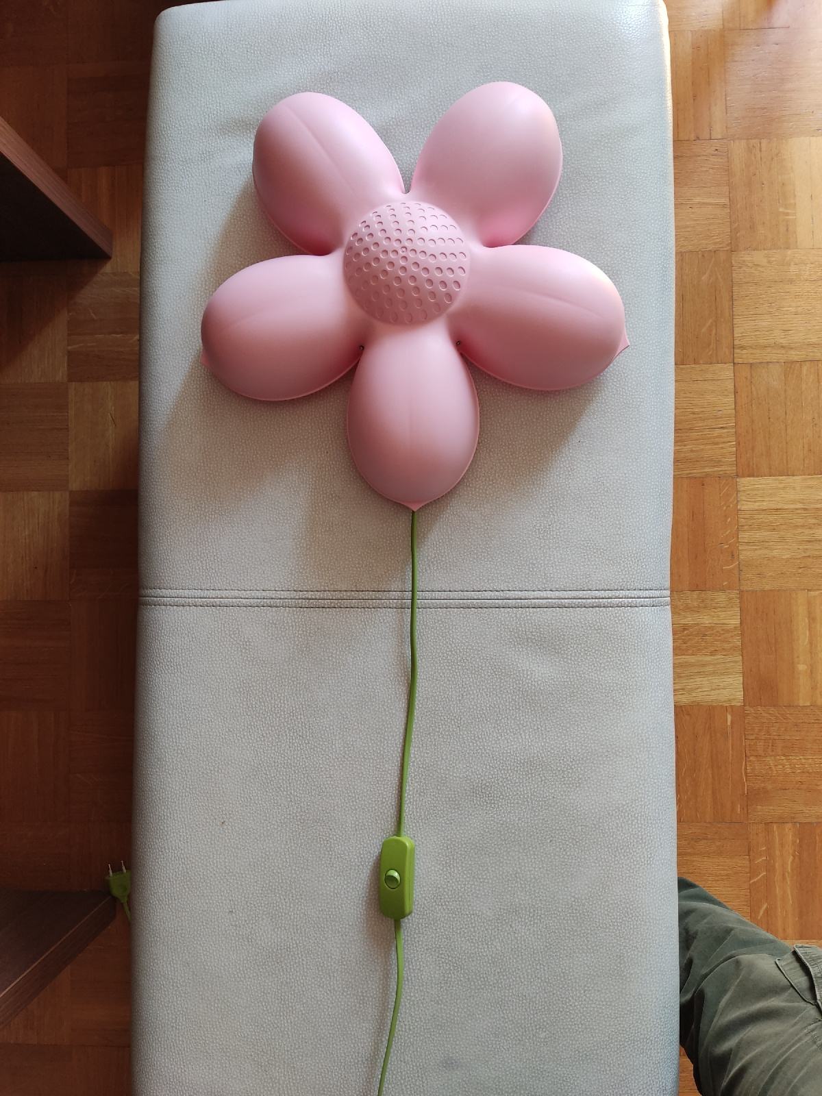 otroška stenska lučka ikea