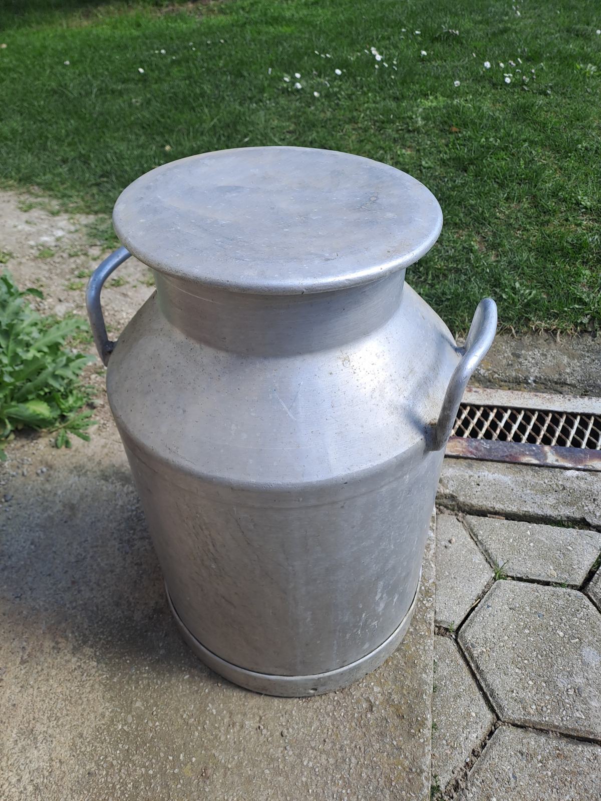 Aluminijasta posoda 40 litrska