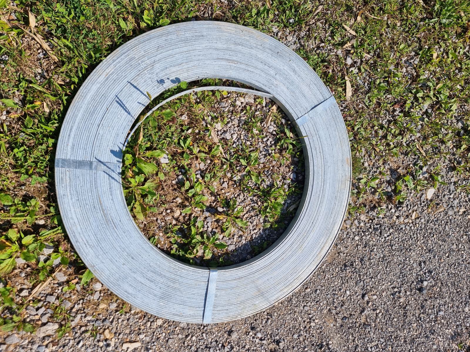 Pocinkan ozemljitveni valjanec 25 x 4 mm , dolžina 50 m