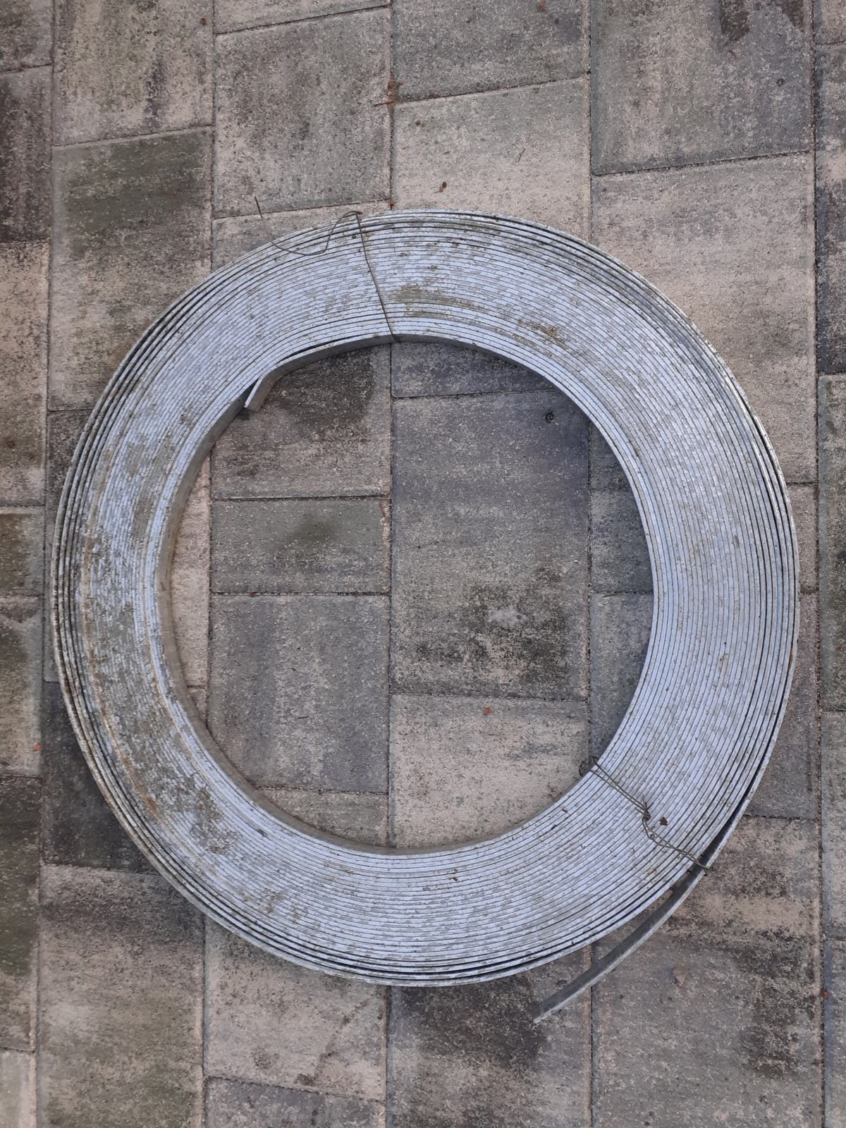 VALJANEC 25 X 4 mm, VROČE CINKANO, cca. 50 kg - NOVO