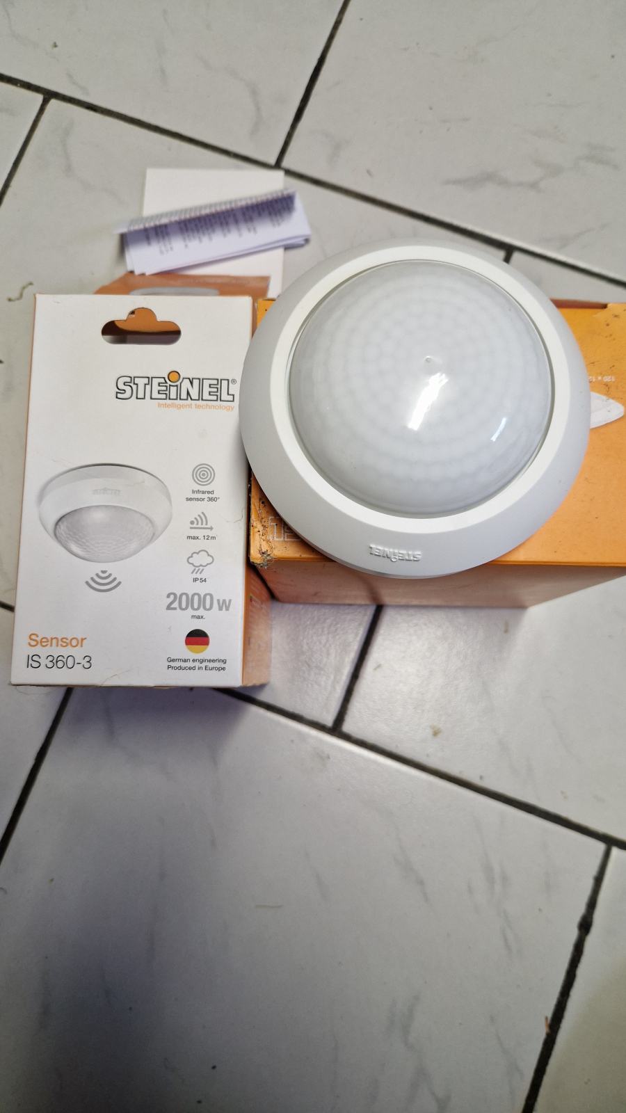 Zunanji senzor gibanja IS360-3 bel IP54