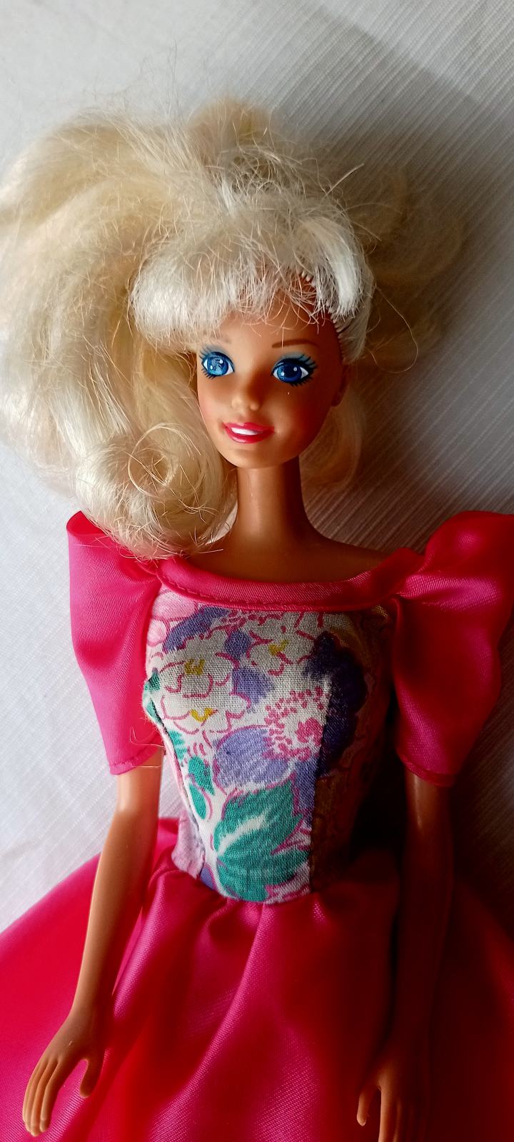 Barbie Barbika Fashion Play