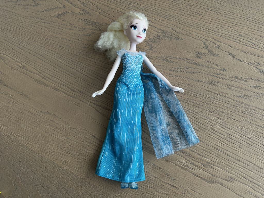Disney Frozen punčka Elsa