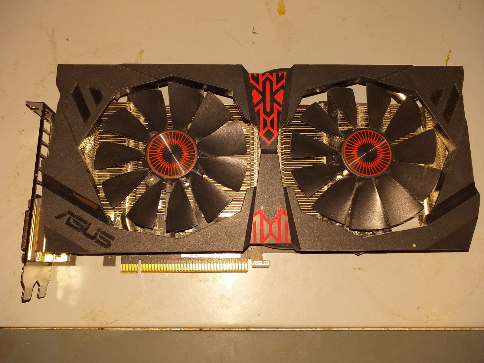 ASUS Radeon Strix R9 380 4GB DDR5 (STRIX-R9380-DC2-4GD5-GAMING)