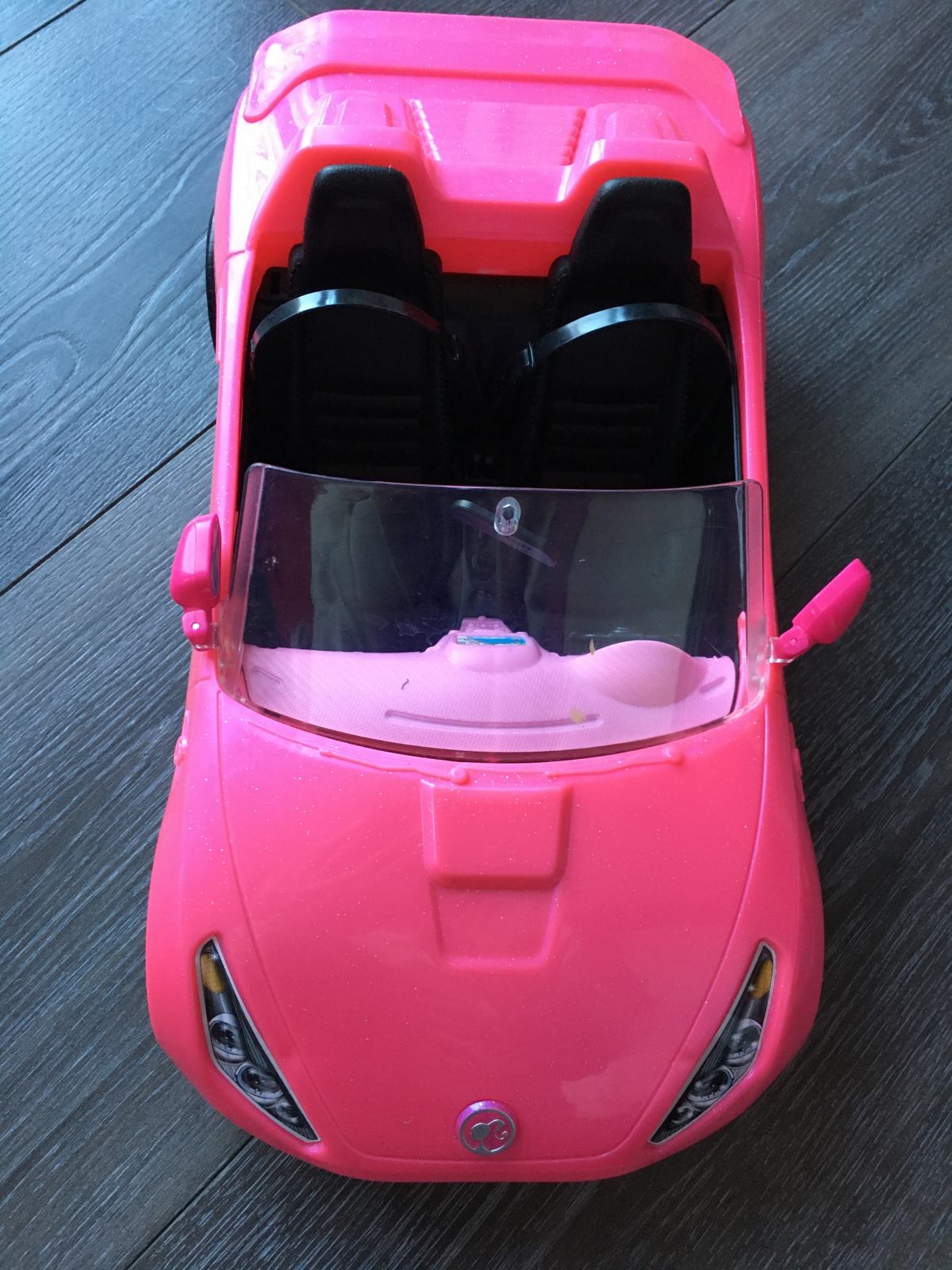 Barbie avto