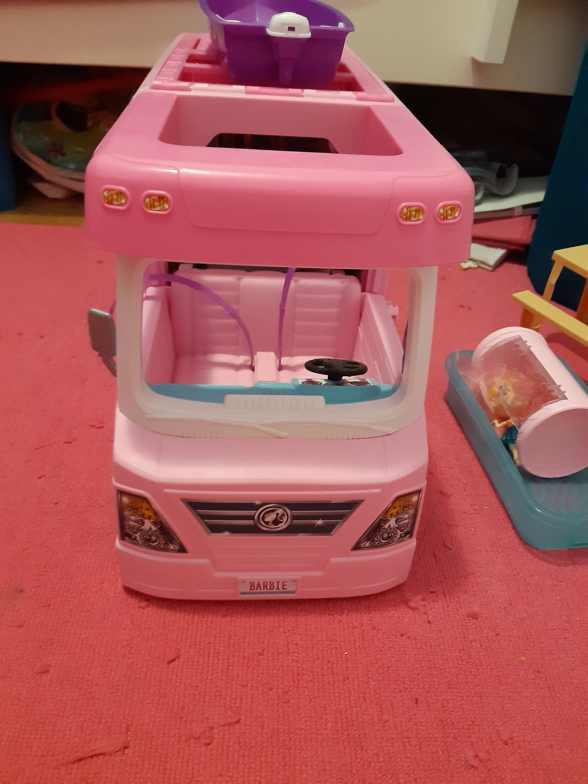 Barbie Avtodom