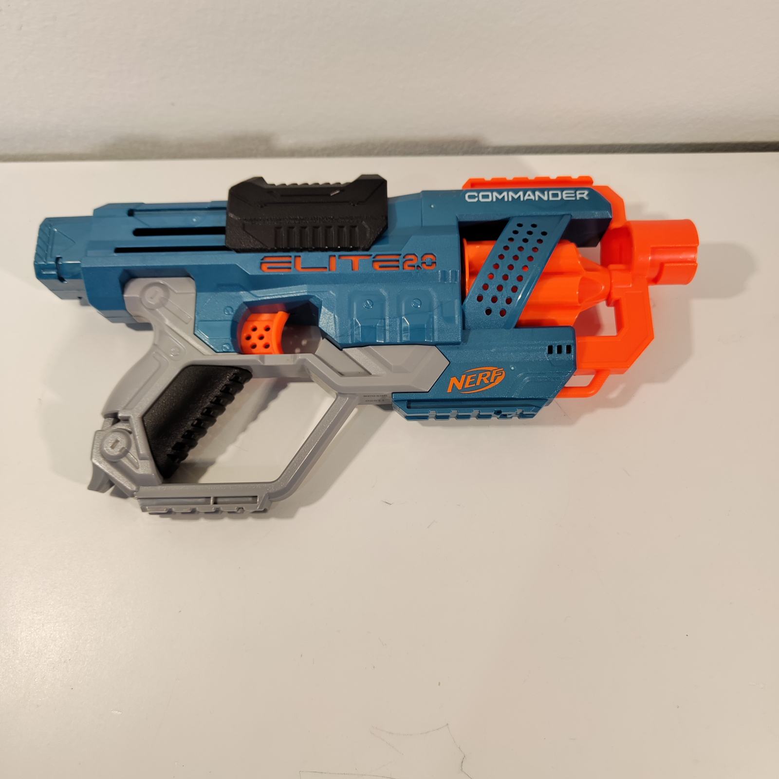 Nerf Elite 2.0 Commander RD-6 pištola