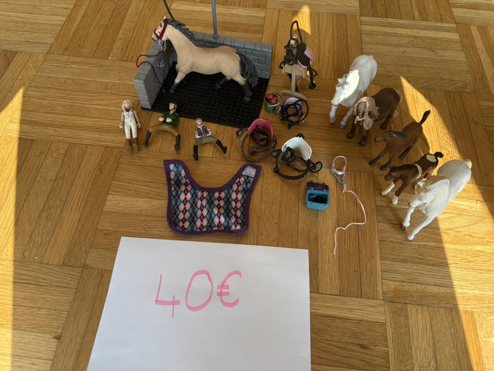 SCHLEICH konji komplet s pralnico