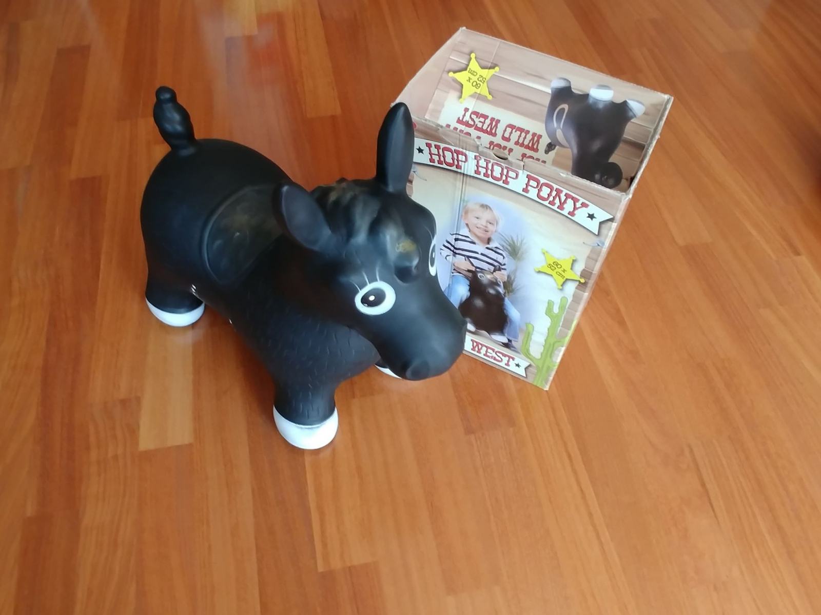 Skakalni konj Hop Hop pony, Wild west