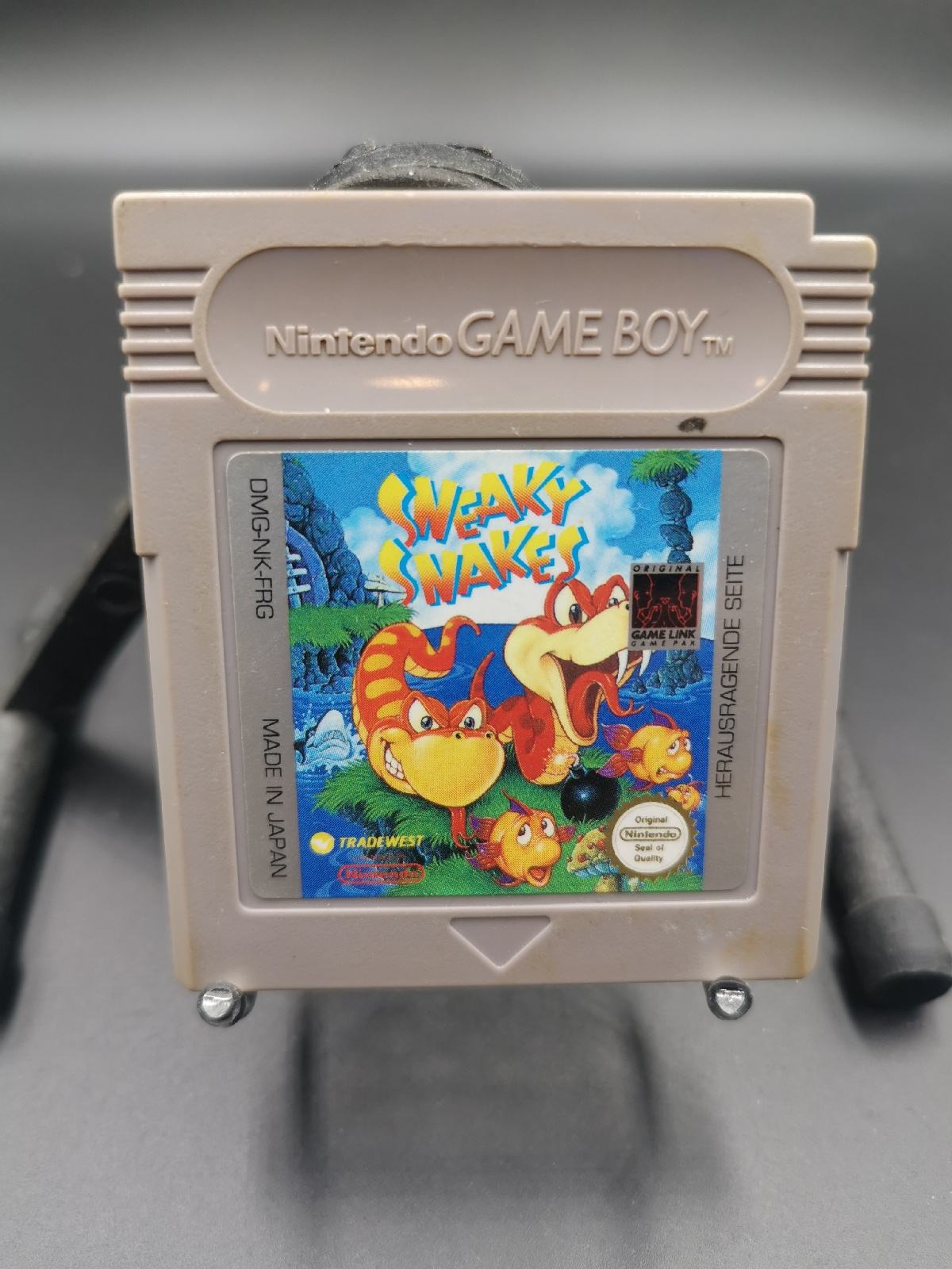Sneaky Snakes Gameboy