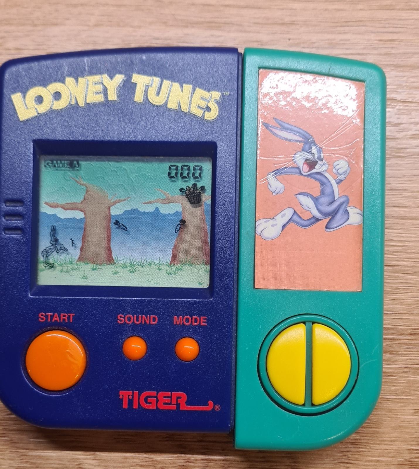 Retro konzola Tiger electronic 1997, Looney Tunes