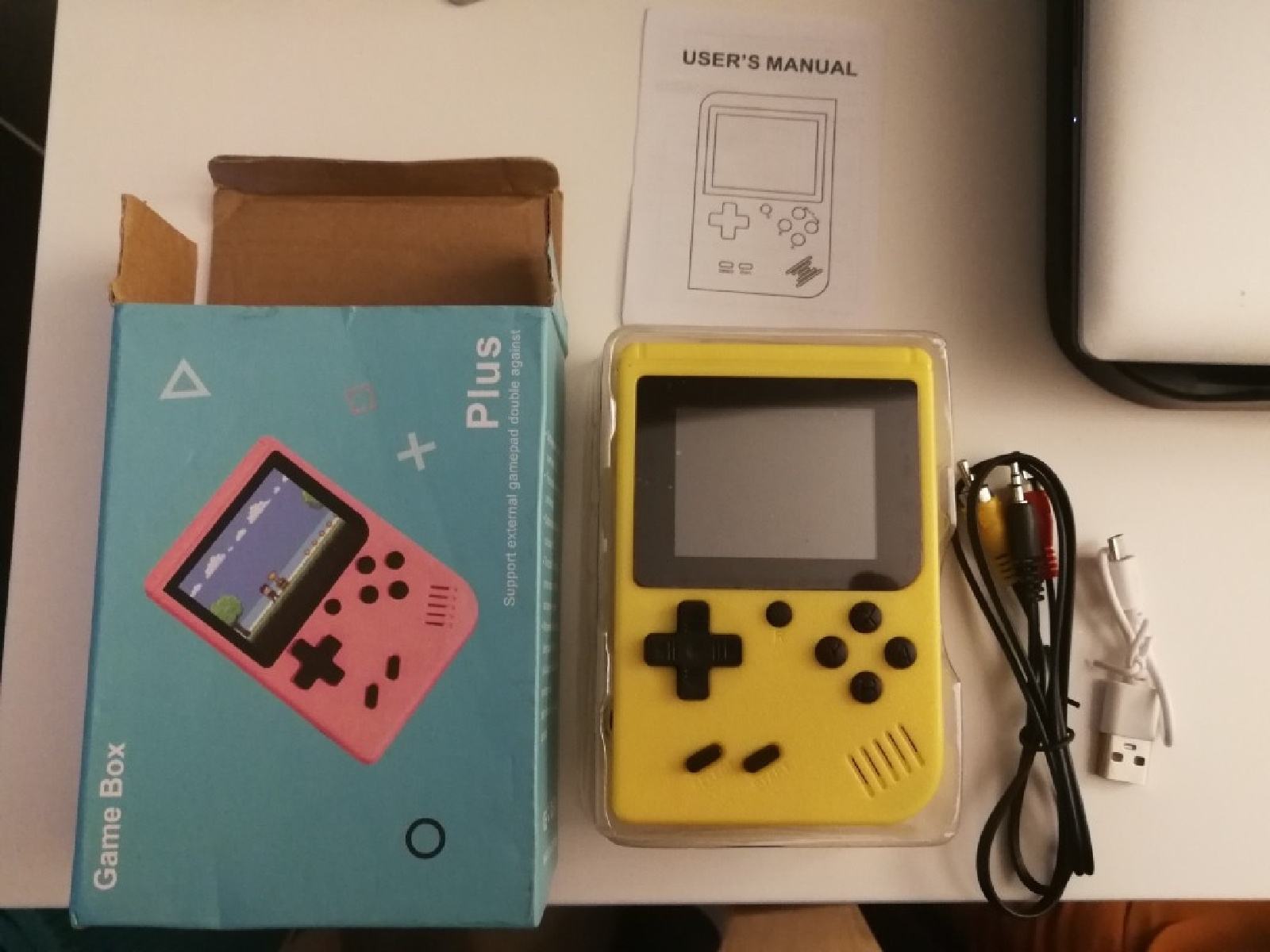 Retro mini konzola