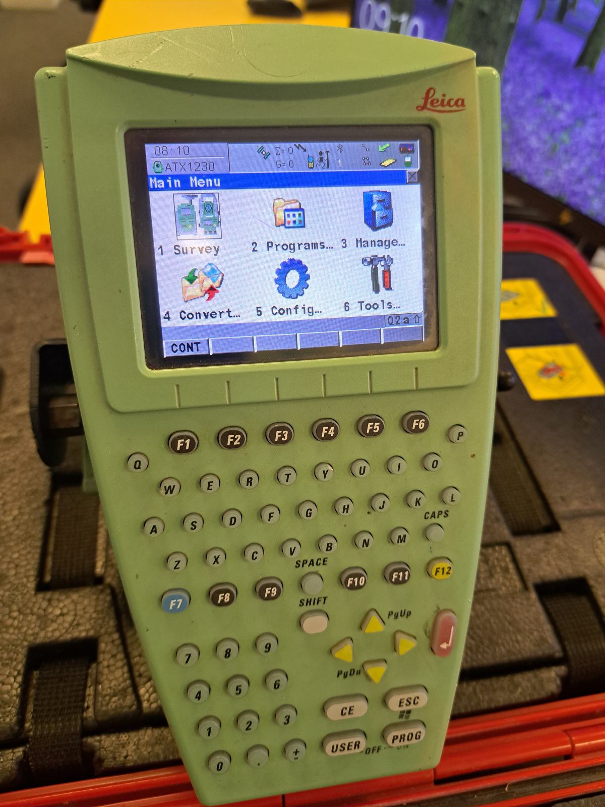 Geodetski GNSS instrument Leica 1200