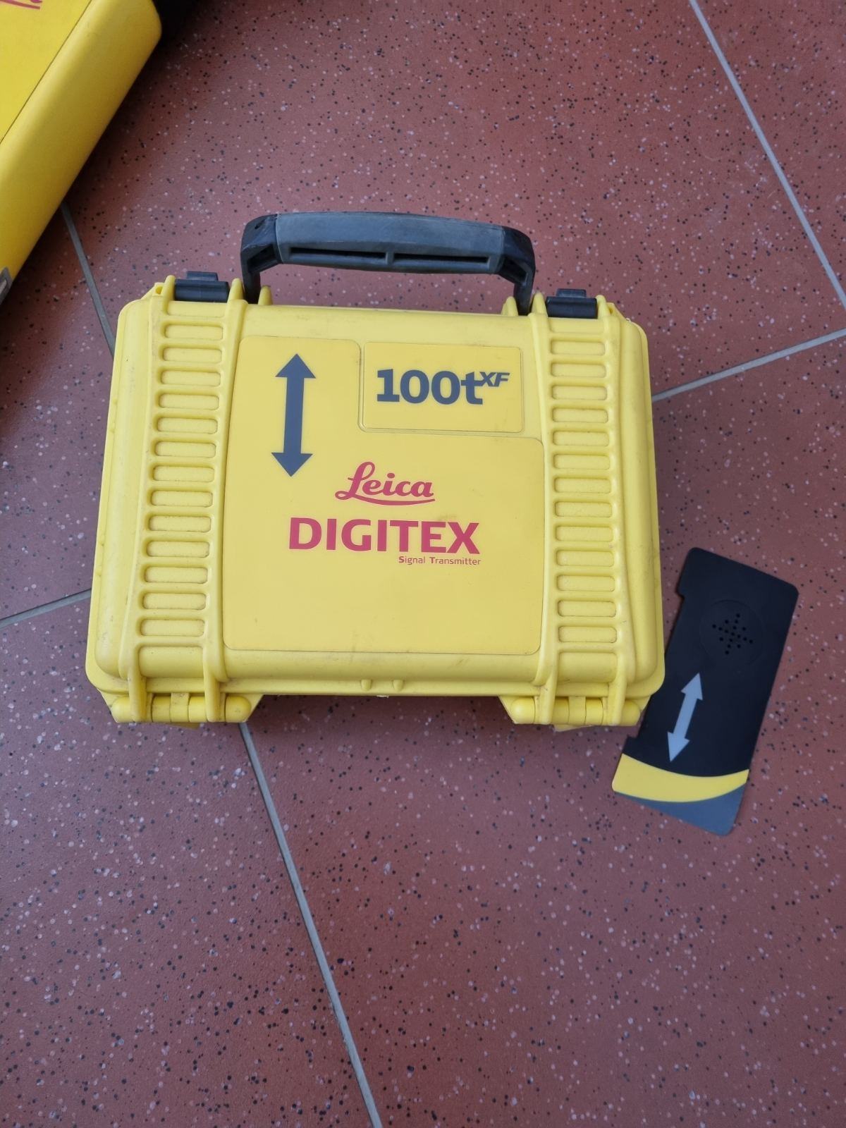 Lokator podzemnih vodov Leica DIGICAT 550i in DIGITEX 100t
