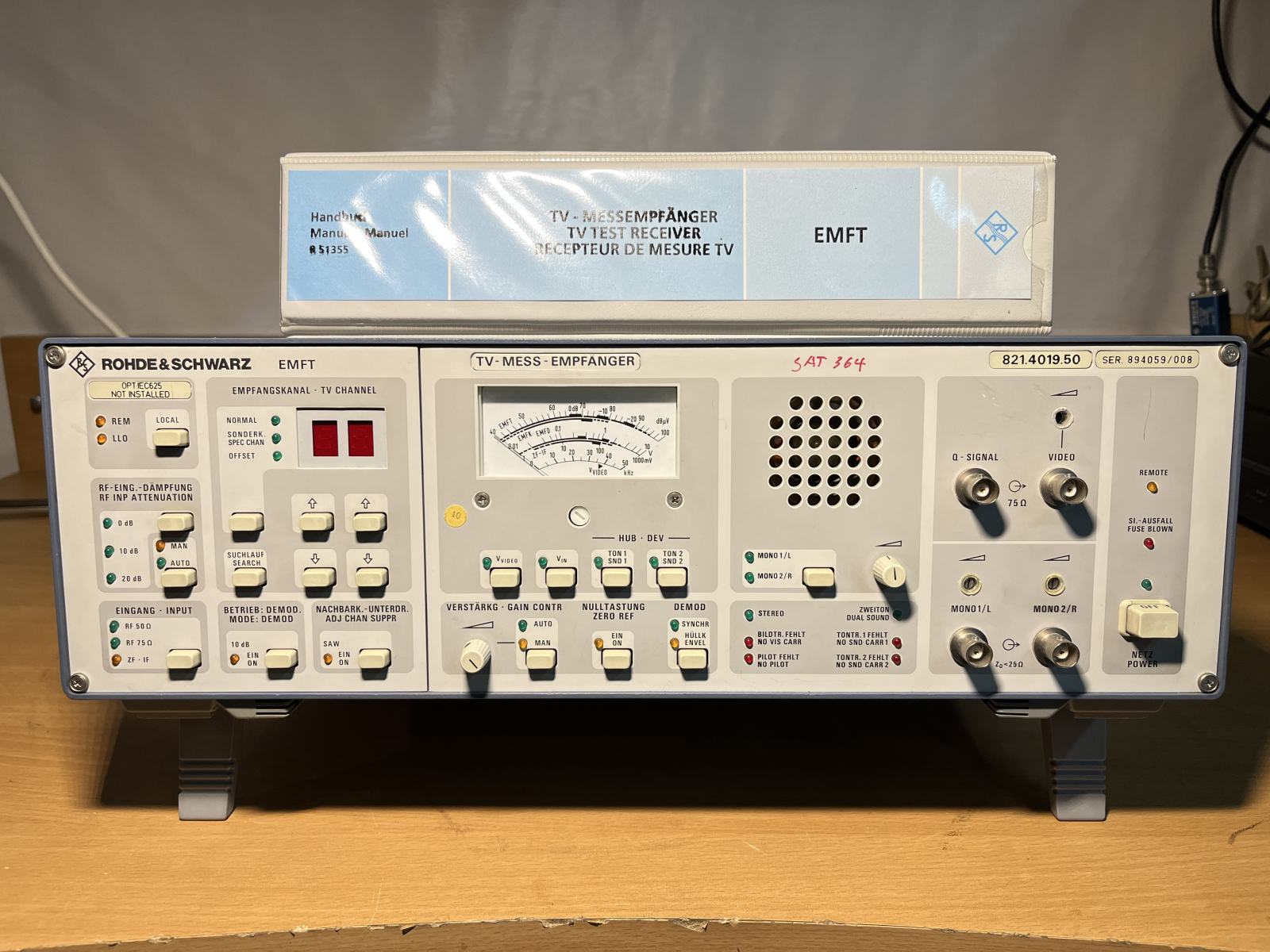 ROHDE & SCHWARZ EMFT TV MERILNI SPREJEMNIK TV MESS EMPFANGER
