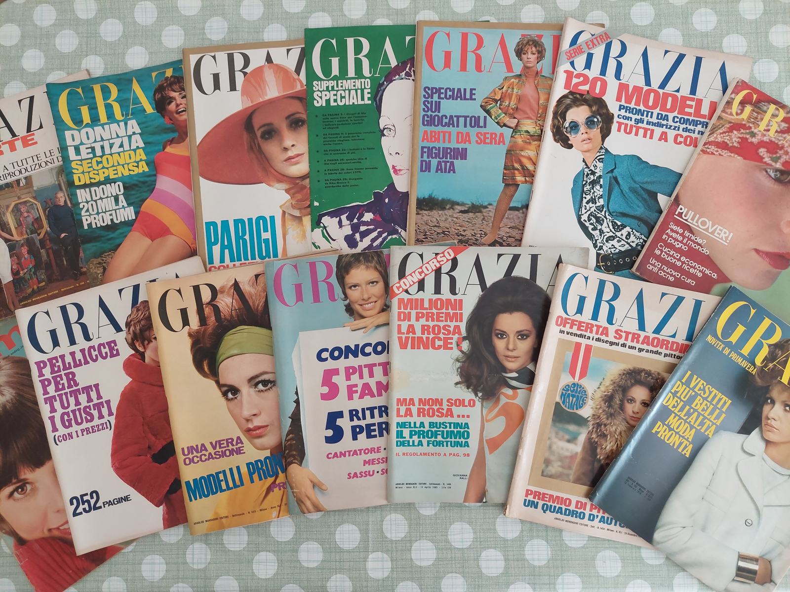 STARE VELIKE MODNE REVIJE GRAZIA IN WOMAN,LETNIK 1965-1974,MODA,14 ×
