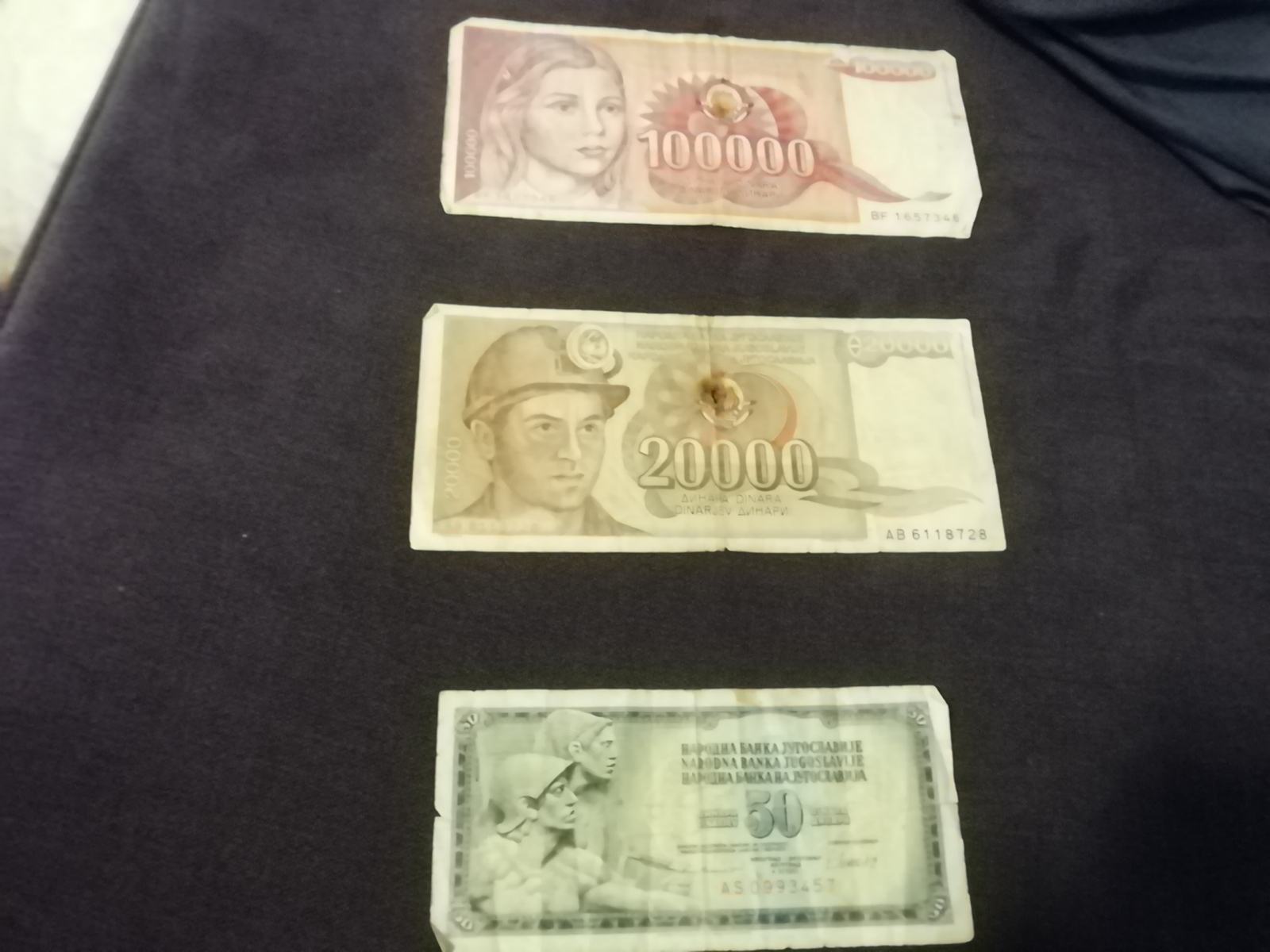 DENAR STAR cena 5 eur kom