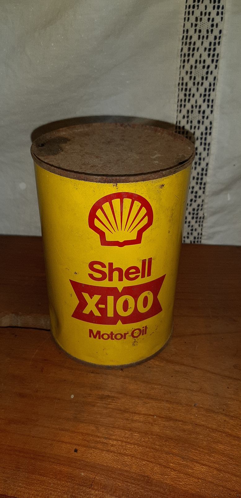 STARA PLOČEVINASTA ŠKATLA SHELL