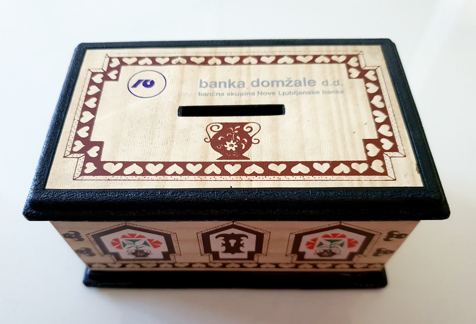 STARINSKI HRANILNIK BANKA DOMŽALE