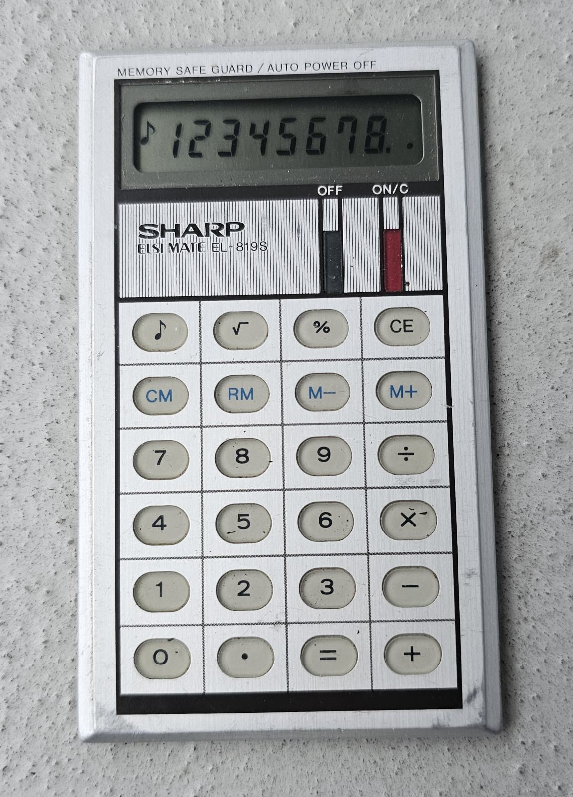Starinski kalkulator Sharp EL-819S ELSIMATE Cena 5€ Prevzem v Ljublja
