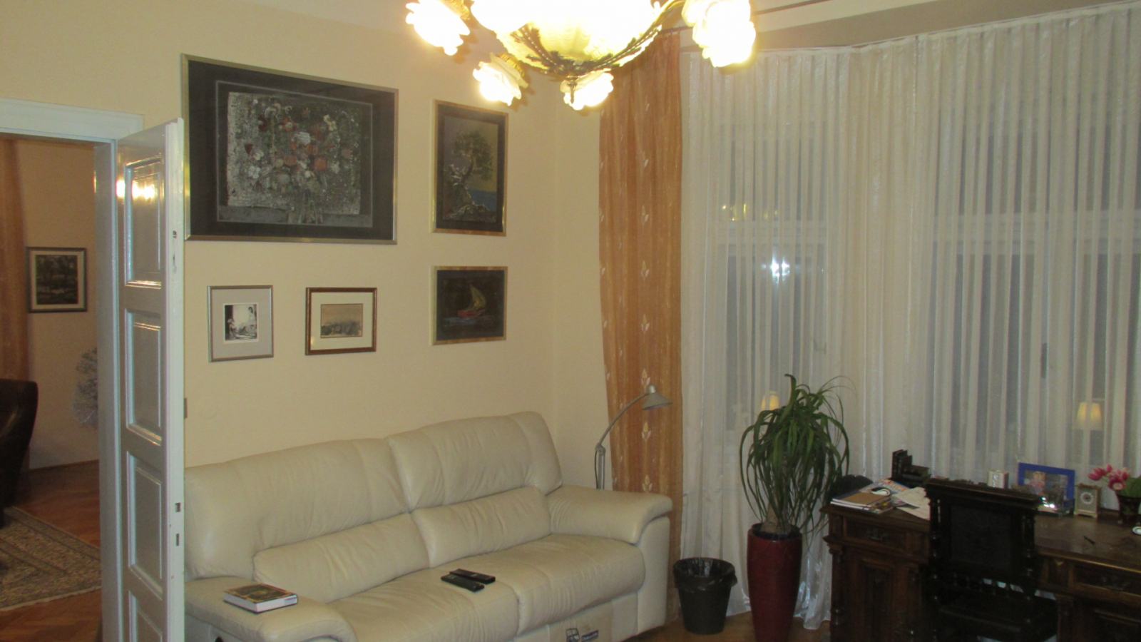 STARINSKI KRISTALNI LESTENCI